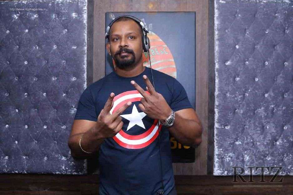 Hot Men Night Party with Sam Paul in Small World49 | RITZ