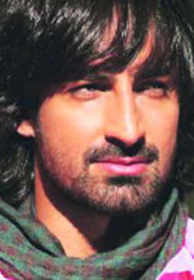 Vikramjeet talks about his role in 'Rudhramadevi' | RITZ