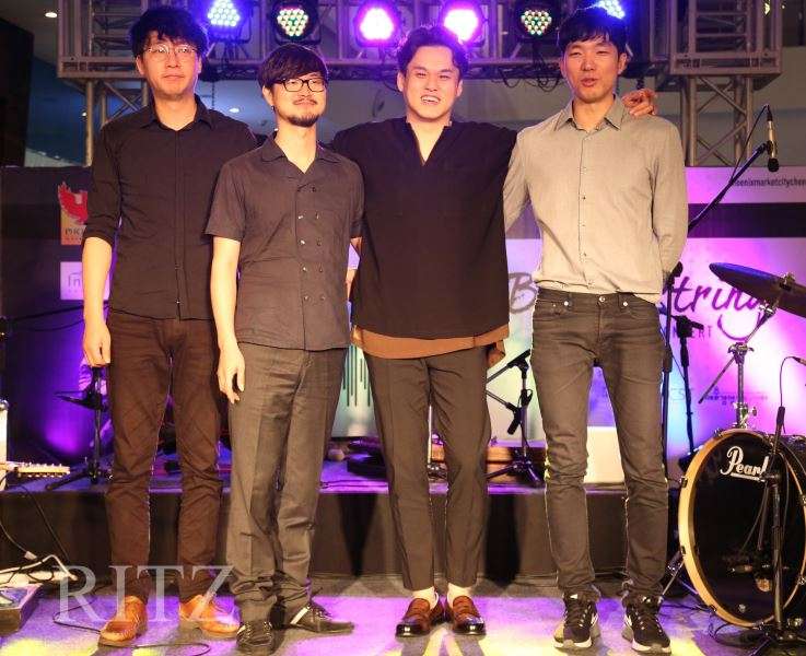 ‘Black String’ plays for the first time at Phoenix MarketCity | RITZ