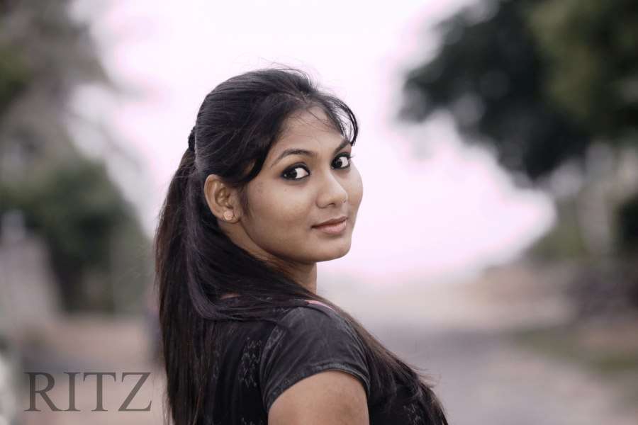 Shruthi Reddy Latest Photo Shoot Images | RITZ