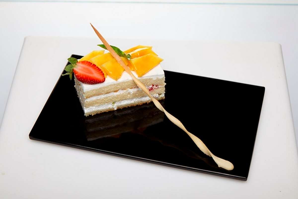 Make this mango topped pastry at home | RITZ