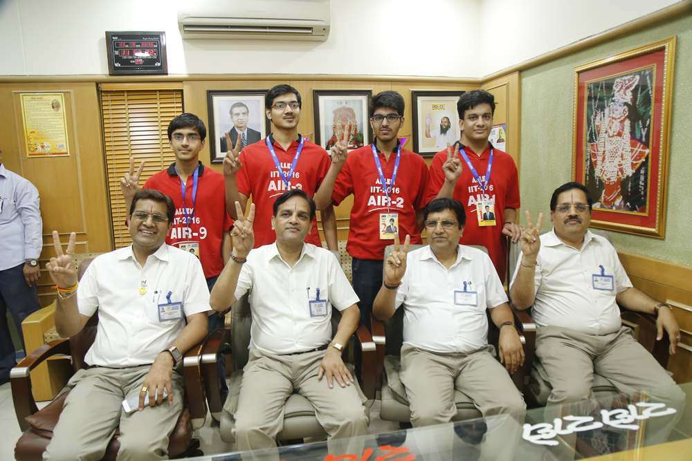 ALLEN IIT JEE 2016 Victory Rally | RITZ