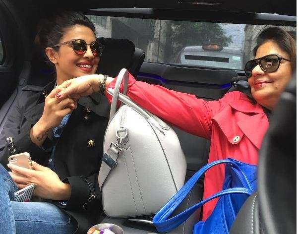 Priyanka Chopra and mommy dearest paint London red! | RITZ