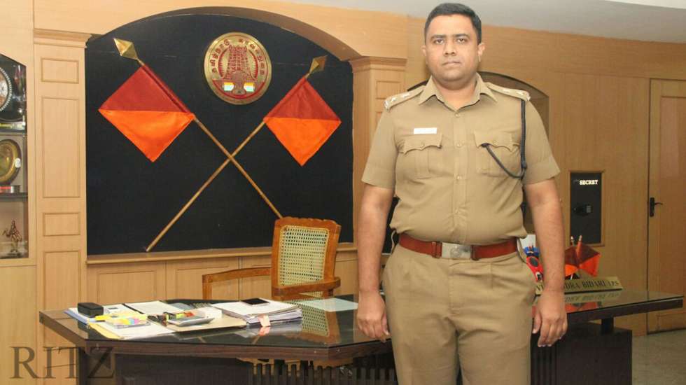 PASSING ON THE BATON, BIDARI STYLE : Vijayendra Bidari, IPSBy Sanjay ...