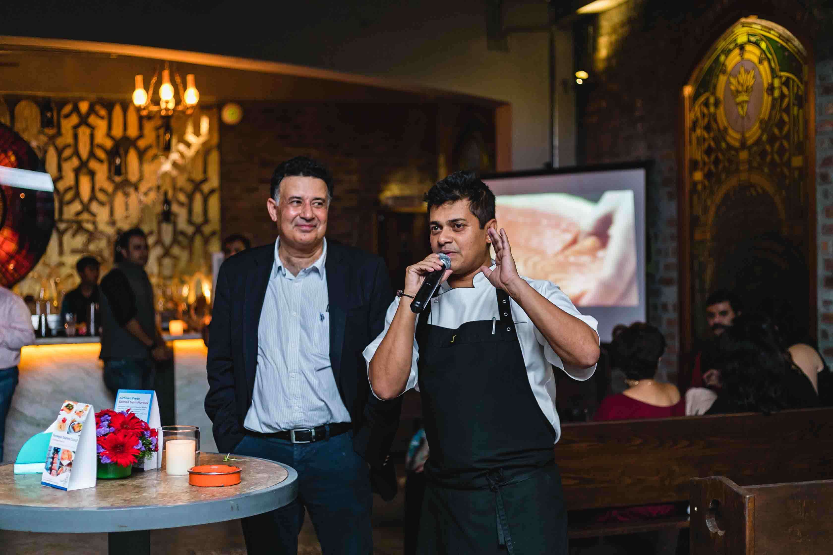 L R Yogi Shergill Chef Saby addressing the audience | RITZ