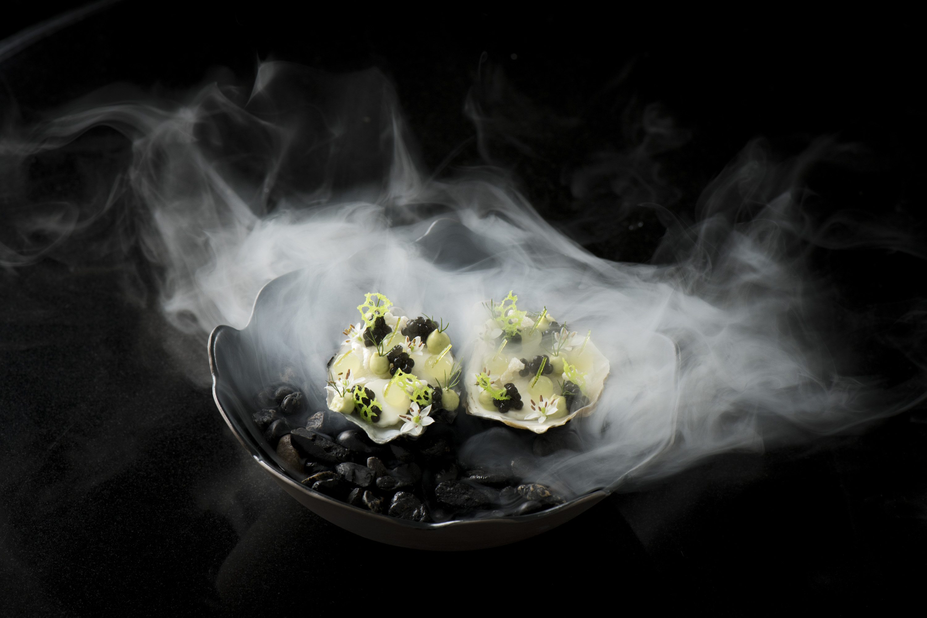David herve oyster – sour cream – fennel – oscietre caviar | RITZ