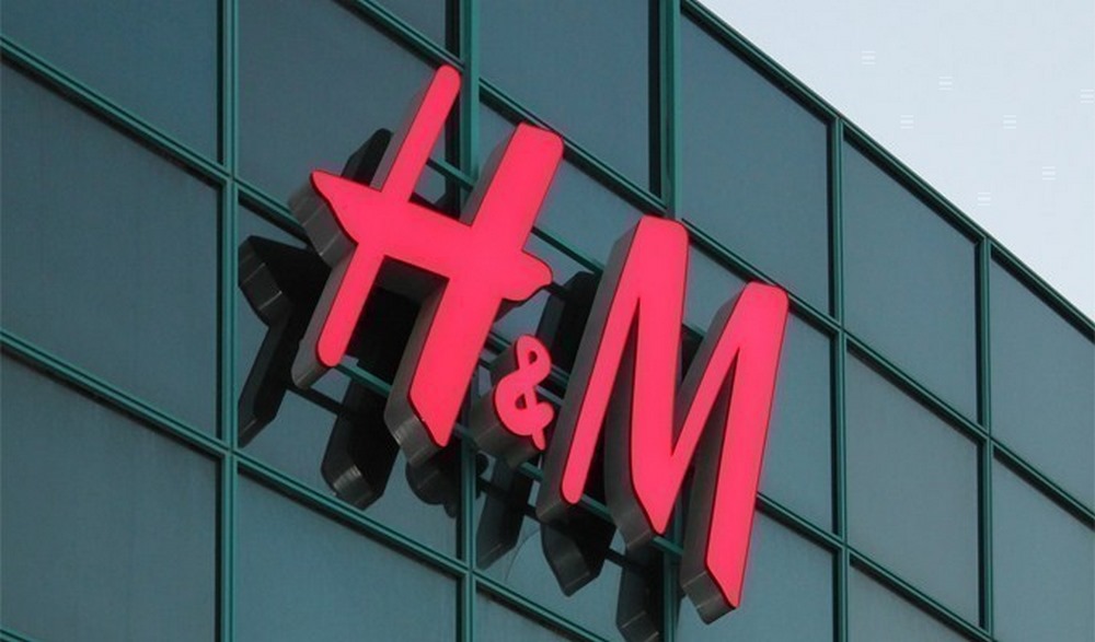 H&M shifts to the online platform | RITZ