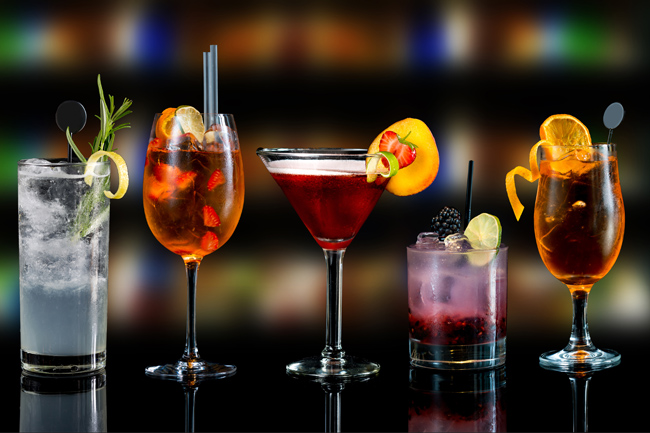 Mixology 101 – A Cocktail Workshop For Women’s Day | RITZ