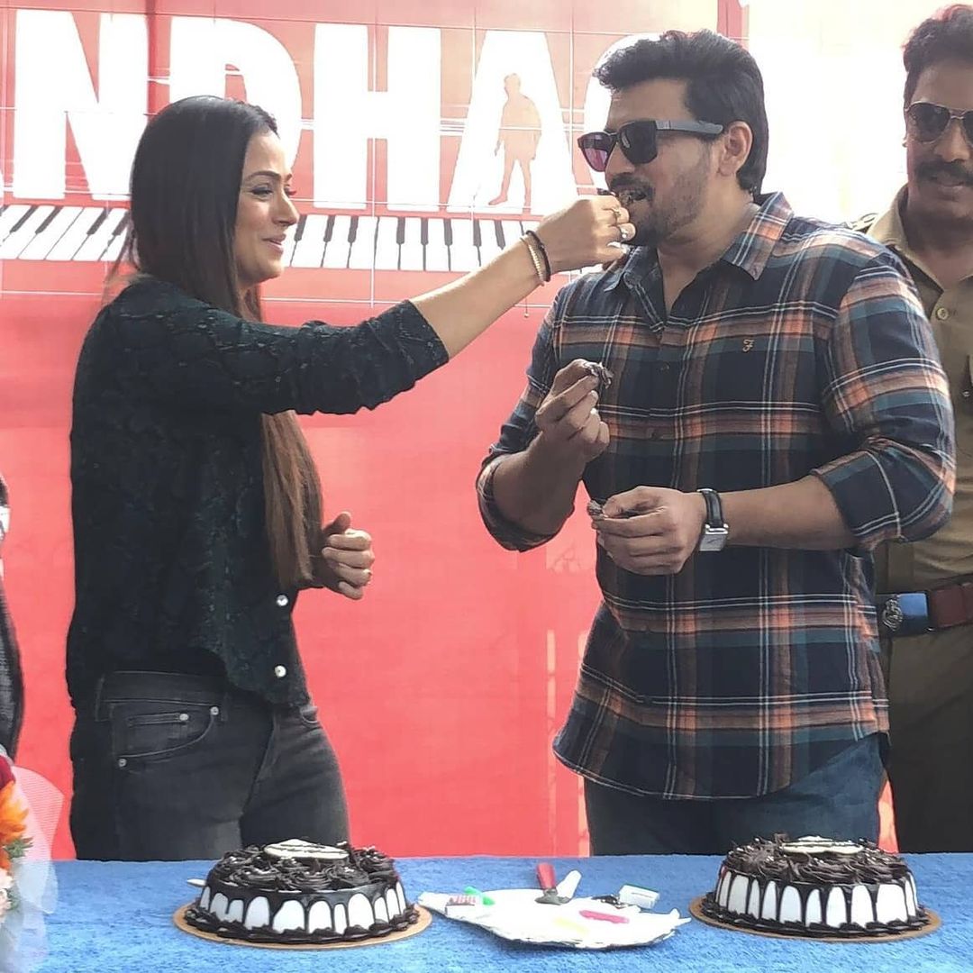 Prashanth And Simran Celebrate Their Birthdays On The Sets Of Andhagan ...