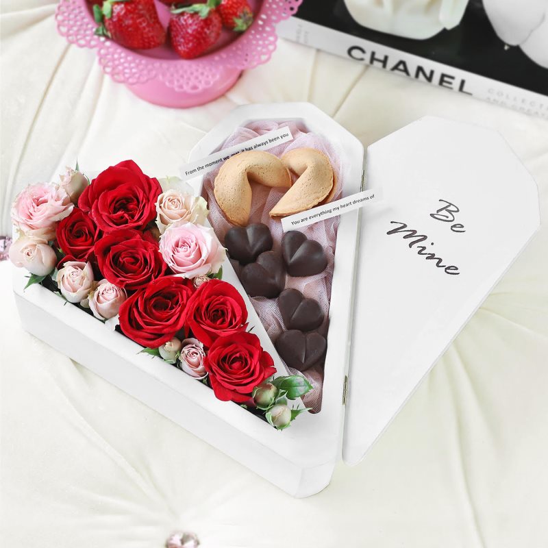 'Say It Beyond The Ordinary' With Interflora’s Valentine’s Day Collection