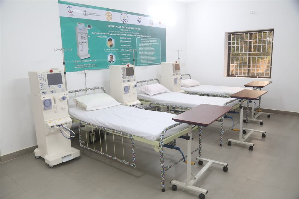 Dr.J.Radhakrishnan and Rajeev Sampath inaugurated the Sathyalok Free ...