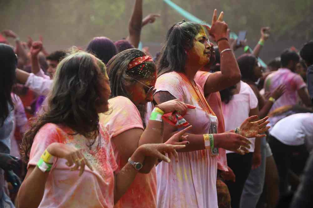 Sunburn Holi weekend with DJ Mari Ferrari | RITZ