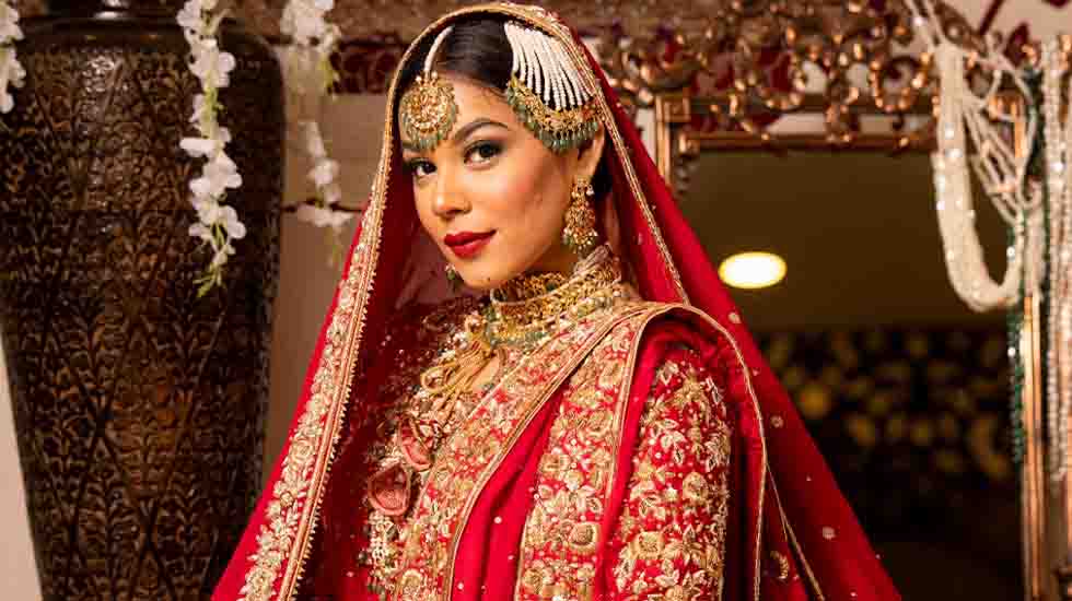 SHEENAZ –E-AROOSA A tale of Bridal Glory by Aaliya Deeba | RITZ