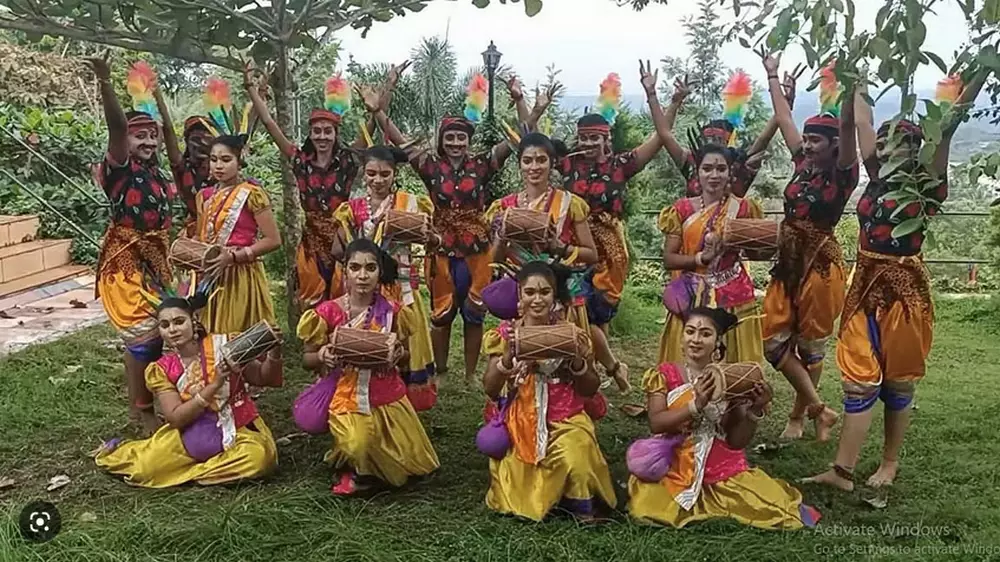 TN government bans kuravan-kurathi attam | RITZ